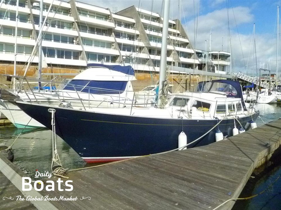 2004 Endurance 38 for sale. View price, photos and Buy 2004 Endurance ...