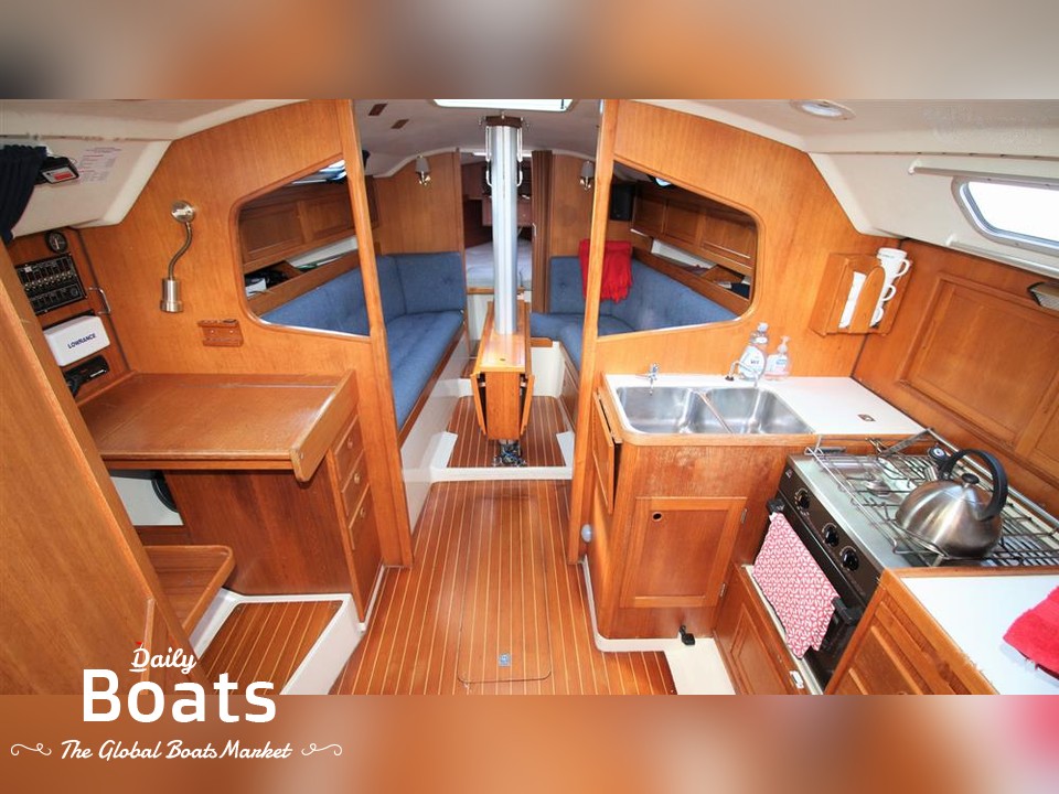 1987 Comfort Yachts Comfortina 32 for sale. View price, photos and Buy ...