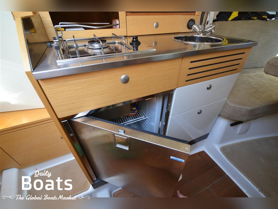 2010 Cranchi 29 Zaffiro for sale. View price, photos and Buy 2010 ...