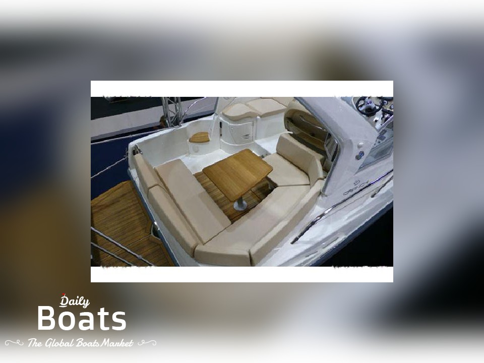 2010 Cranchi 29 Zaffiro for sale. View price, photos and Buy 2010 ...