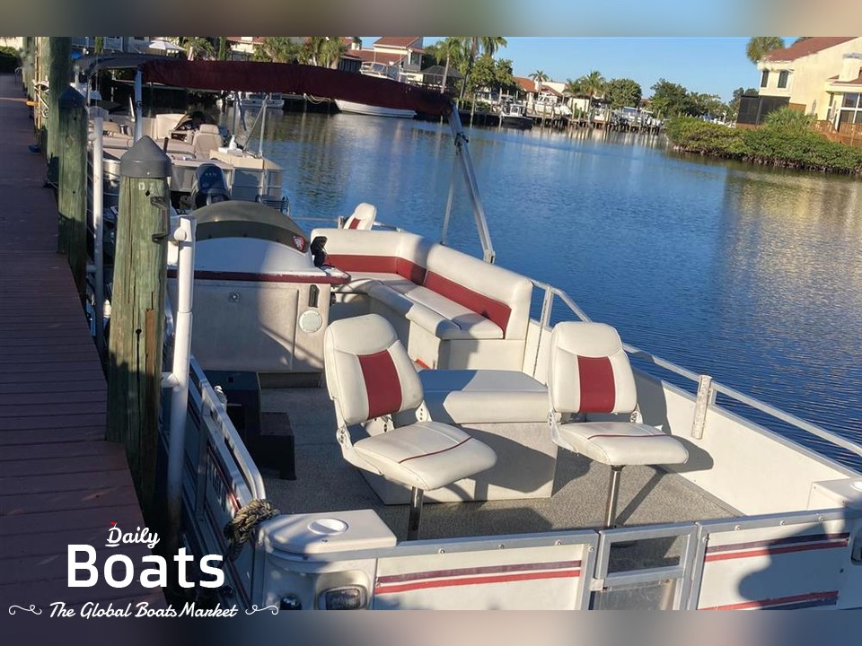 1999 Crest Pontoon for sale. View price, photos and Buy 1999 Crest ...