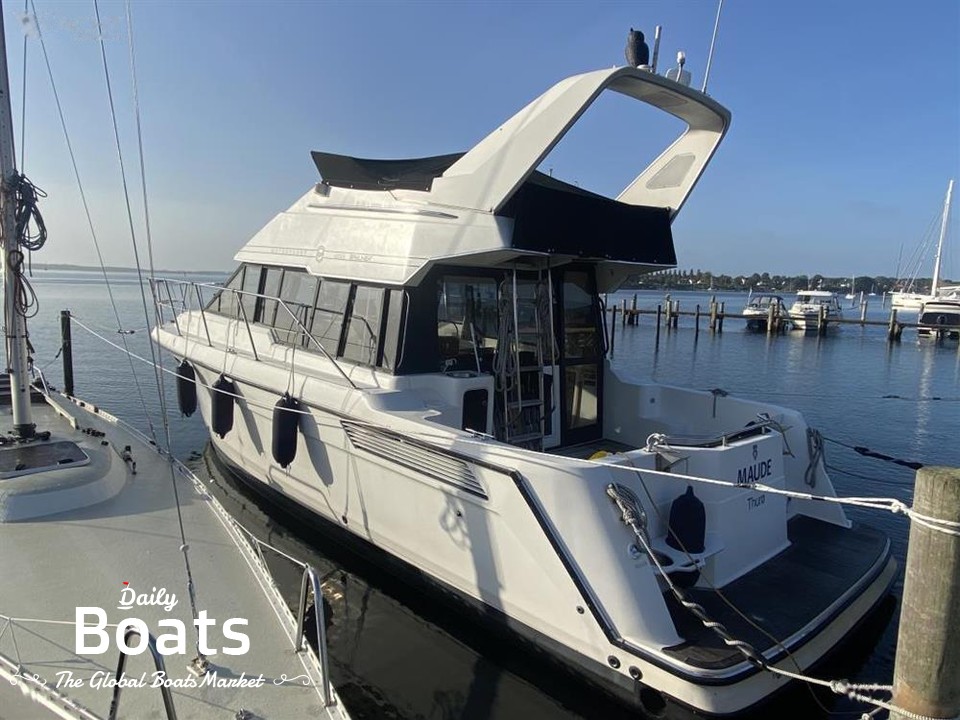 1994 Bayliner Boats 3688 for sale. View price, photos and Buy 1994 ...