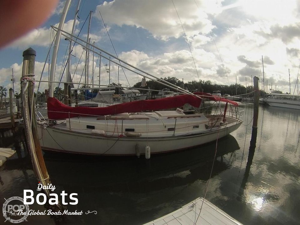 1979 Sandpiper 32 for sale. View price, photos and Buy 1979 Sandpiper ...