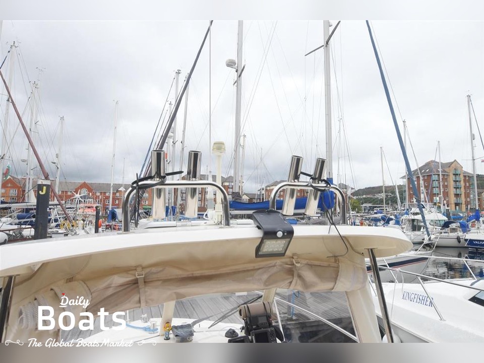 2011 Jeanneau Merry Fisher 585 for sale. View price, photos and Buy ...