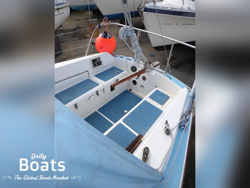 1982 Westerly Griffon 26 for sale. View price, photos and Buy 1982 ...