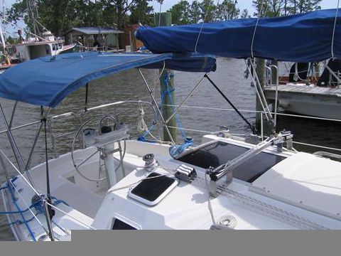 1989 Pearson 28-2 for sale. View price, photos and Buy 1989 Pearson 28 ...