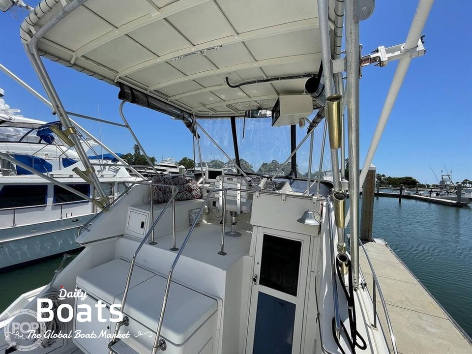 1988 Tiara Yachts 3300 Flybridge for sale. View price, photos and Buy ...