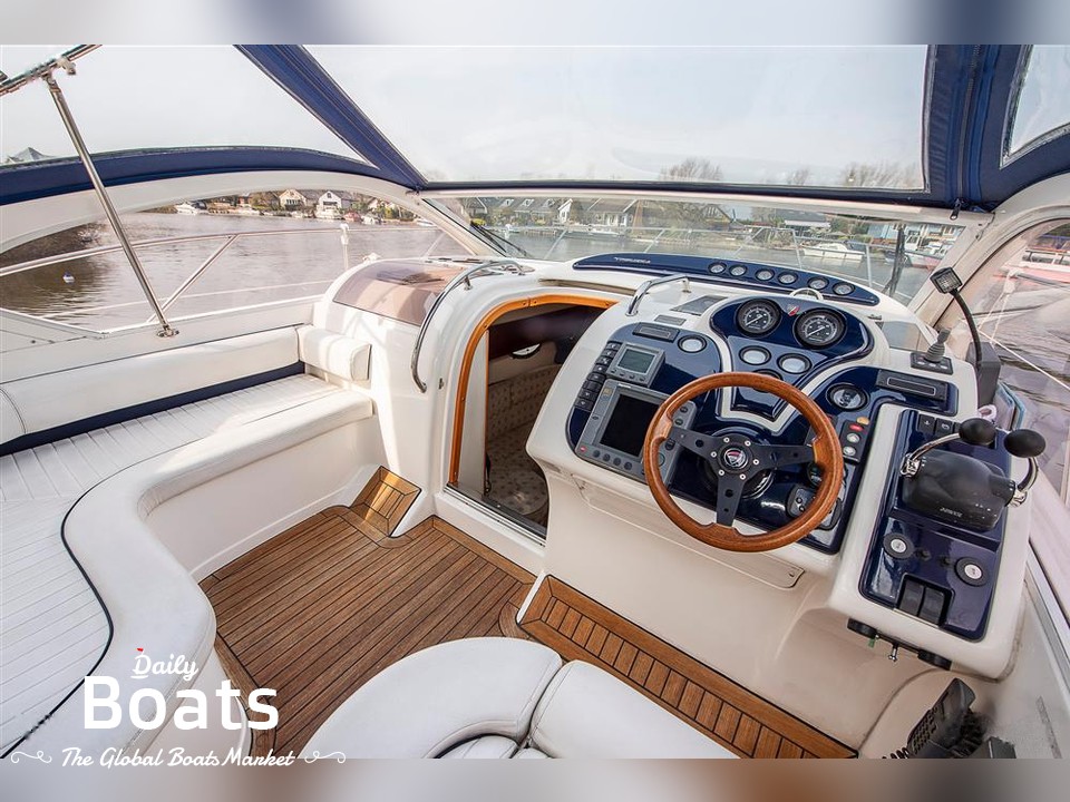 2004 Fairline Targa 34 for sale. View price, photos and Buy 2004 ...