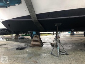 1999 Crusader 34 for sale. View price, photos and Buy 1999 Crusader 34 ...