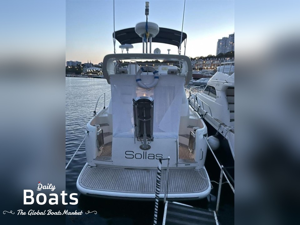 2004 Azimut Yachts 39 for sale. View price, photos and Buy 2004 Azimut ...