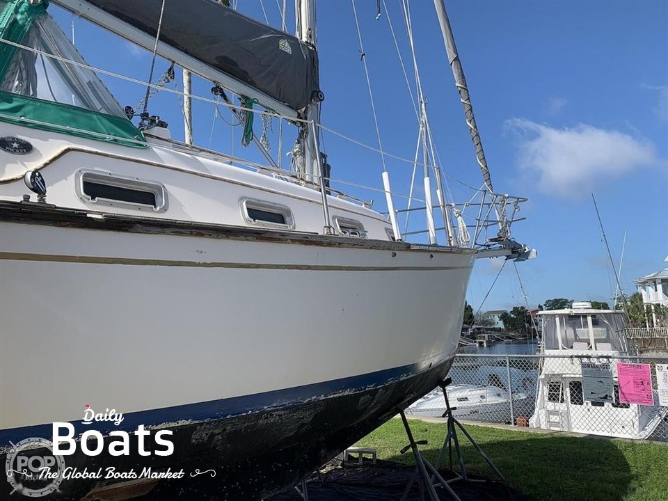 1986 Island Packet Yachts 26 for sale. View price, photos and Buy 1986 ...