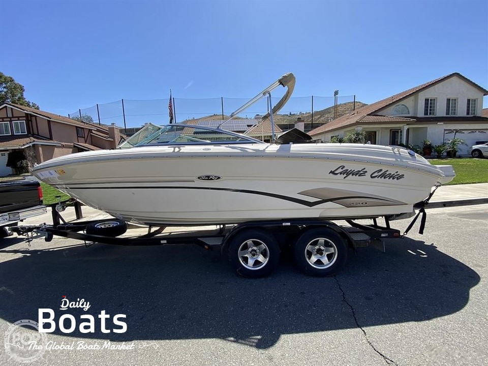 2003 Sea Ray Boats 220 Sundeck for sale. View price, photos and Buy ...