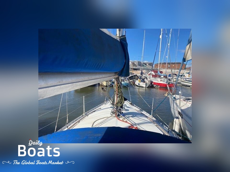 1986 Moody 28 for sale. View price, photos and Buy 1986 Moody 28 #213330