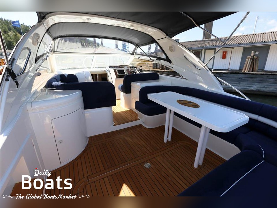 2002 Princess V42 for sale. View price, photos and Buy 2002 Princess ...