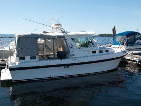 2004 Albin 30 Family Cruiser / Aft Cabin for sale. View price, photos ...