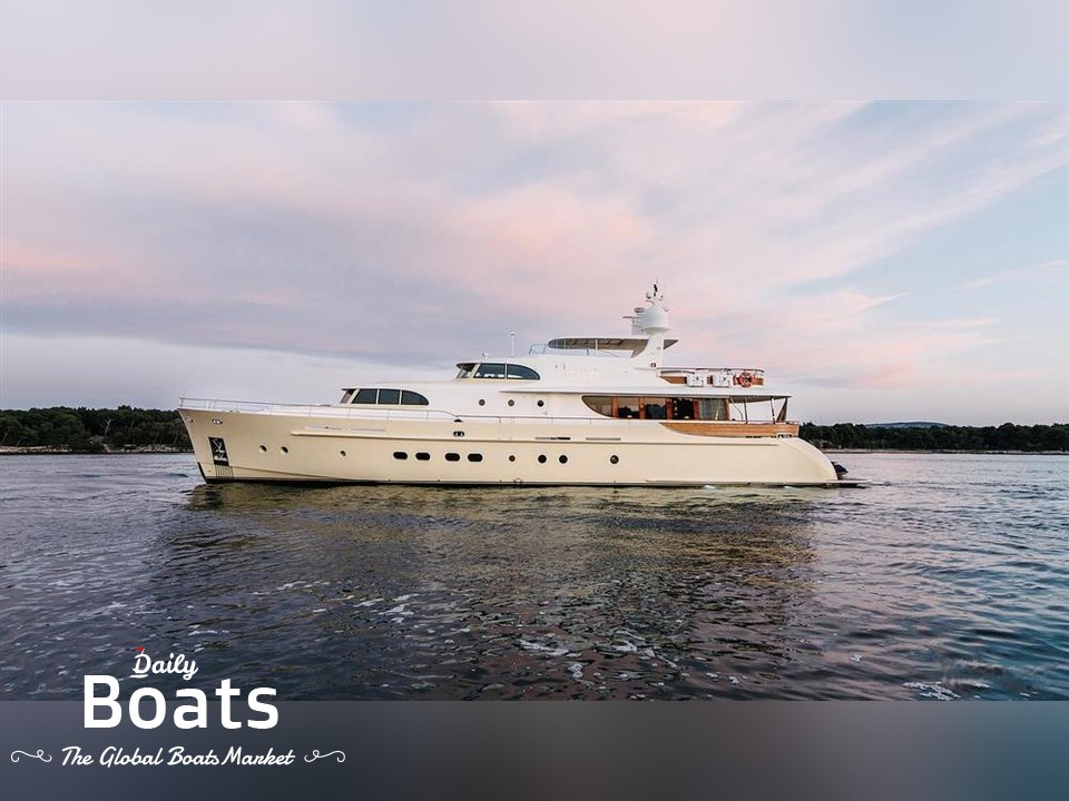 2007 Cyrus Yachts 33M for sale. View price, photos and Buy 2007 Cyrus ...