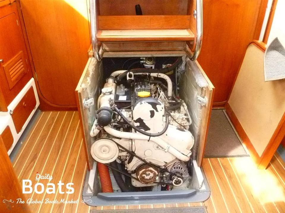 1991 Sadler Yachts Starlight 39 for sale. View price, photos and Buy ...