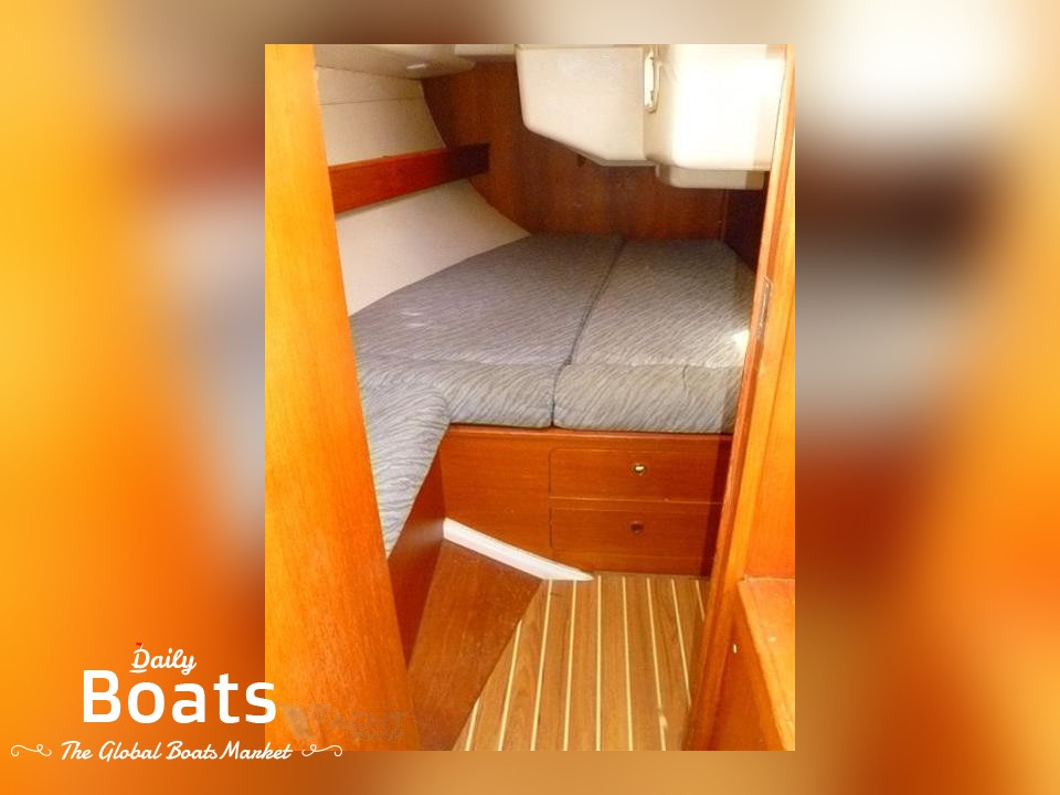 1991 Sadler Yachts Starlight 39 for sale. View price, photos and Buy ...