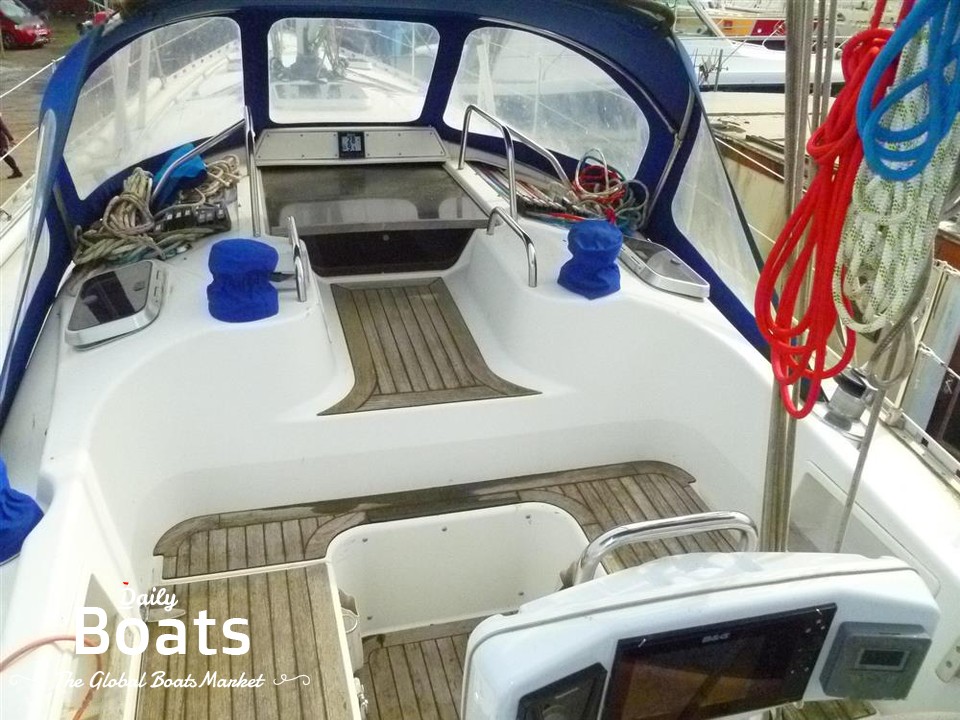 1991 Sadler Yachts Starlight 39 for sale. View price, photos and Buy ...