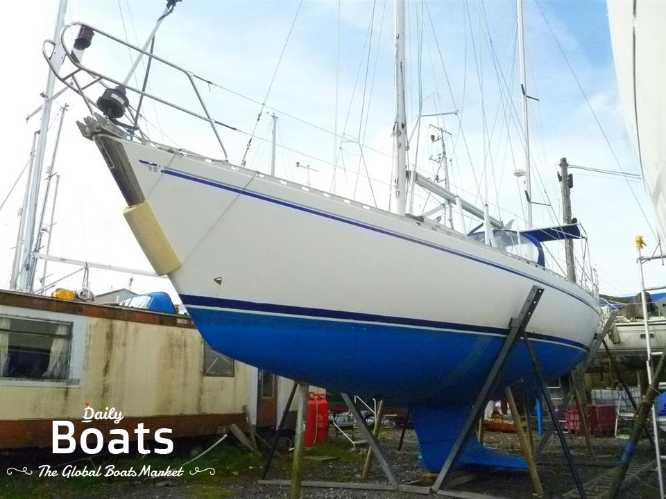 1991 Sadler Yachts Starlight 39 for sale. View price, photos and Buy ...