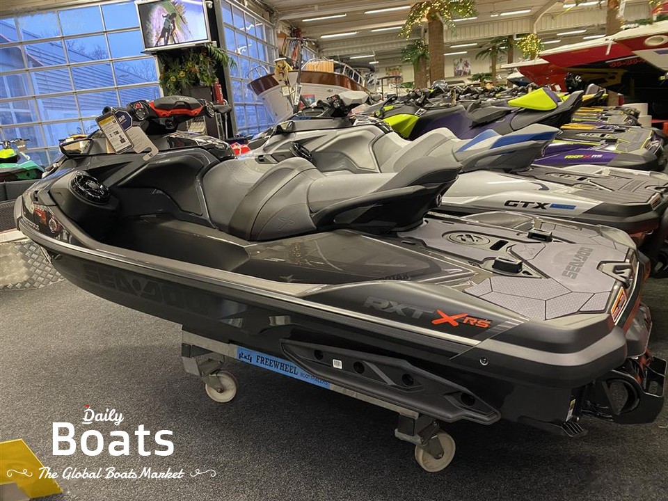 2022 Sea-Doo 300 Rxt X-Rs for sale. View price, photos and Buy 2022 Sea ...