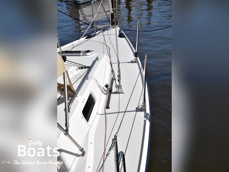 2006 J Boats J100 for sale. View price, photos and Buy 2006 J Boats ...