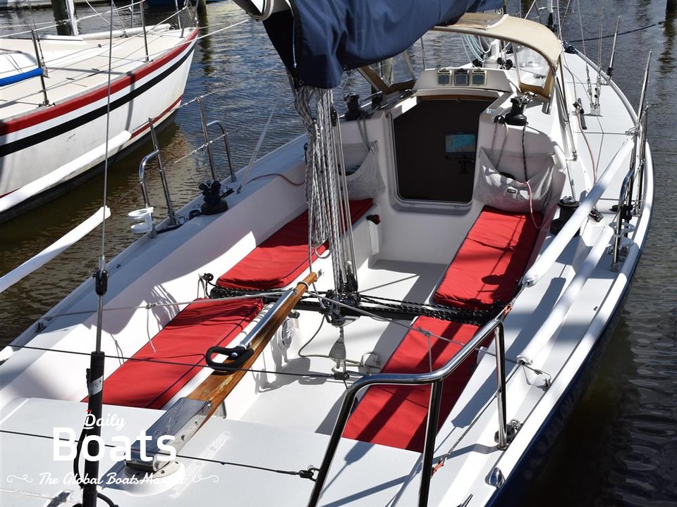 2006 J Boats J100 for sale. View price, photos and Buy 2006 J Boats ...