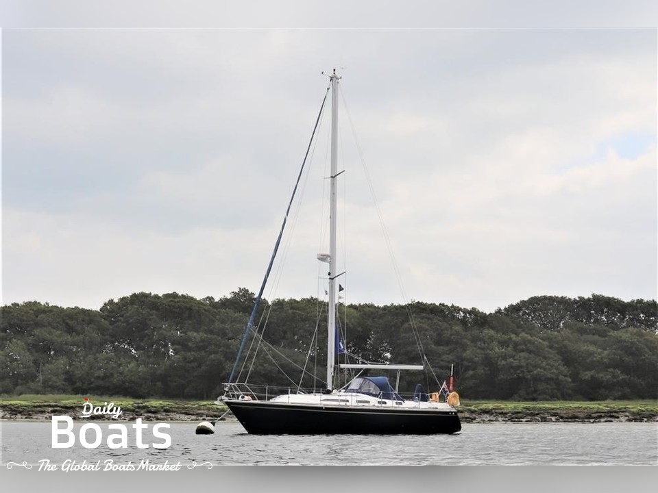 1999 Westerly Oceanquest 35 for sale. View price, photos and Buy 1999 ...