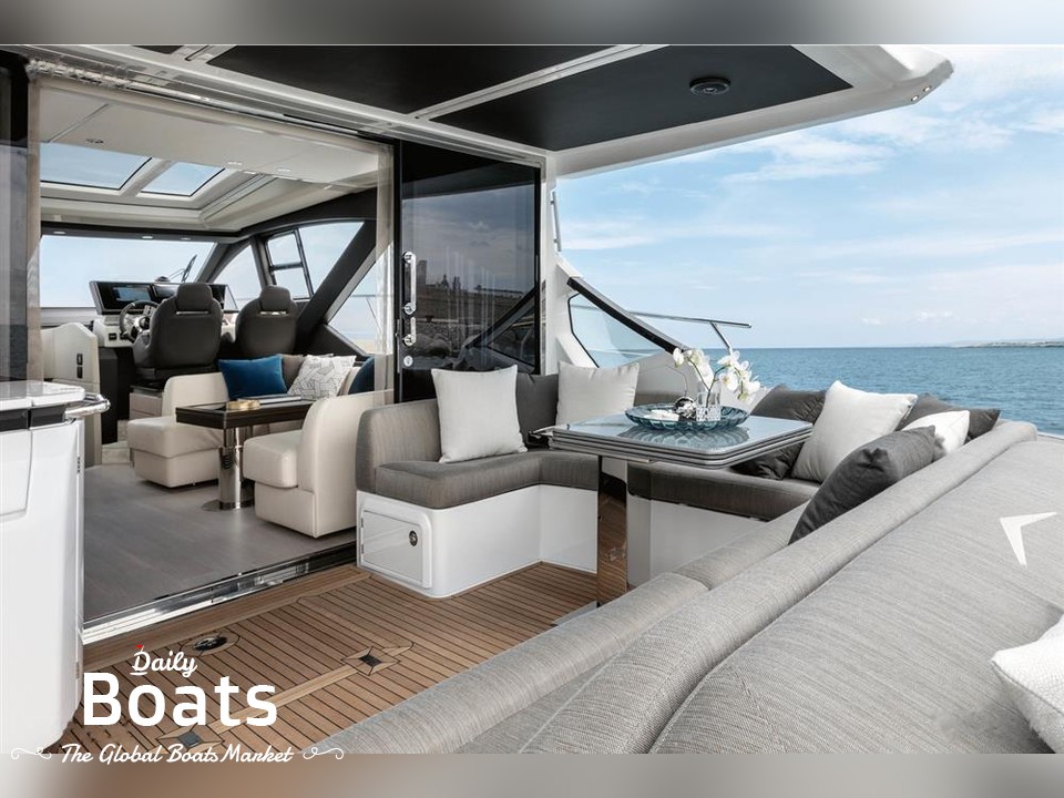 2022 Azimut Yachts S6 for sale. View price, photos and Buy 2022 Azimut Yachts S6 #214635