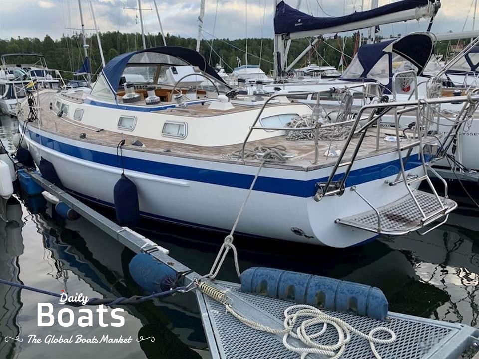 1990 Hallberg Rassy 45 for sale. View price, photos and Buy 1990 ...