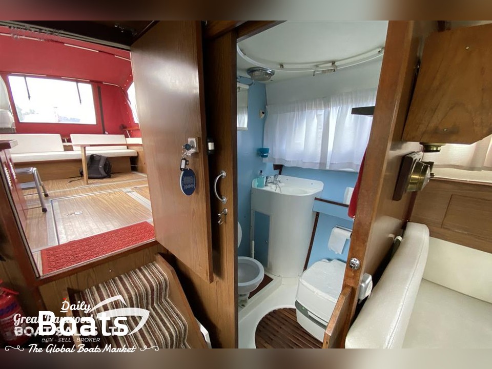 1975 Princess 32 for sale. View price, photos and Buy 1975 Princess 32 ...