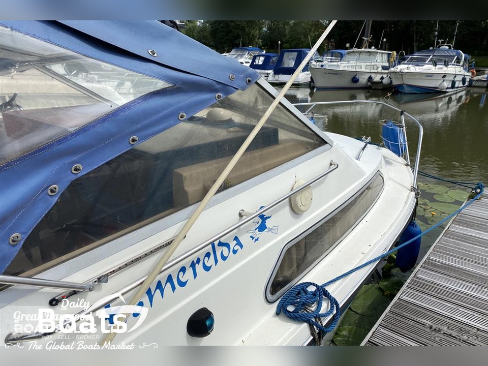 1985 Fairline 21 Weekender for sale. View price, photos and Buy 1985 ...
