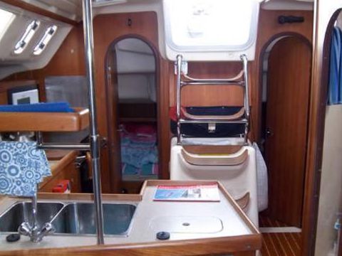 1997 Hunter Legend 376 for sale. View price, photos and Buy 1997 Hunter ...