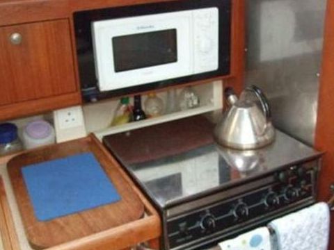 1997 Hunter Legend 376 for sale. View price, photos and Buy 1997 Hunter ...