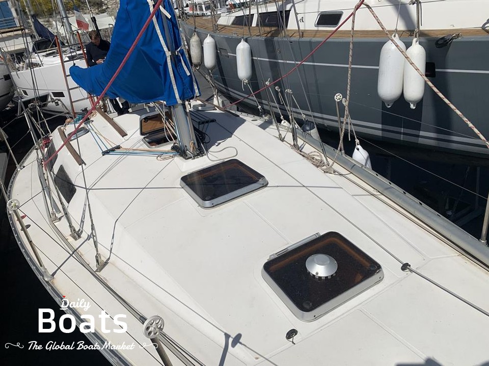 1989 Jeanneau Sun Rise 35 for sale. View price, photos and Buy 1989 ...