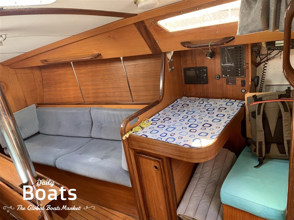 1989 Jeanneau Sun Rise 35 for sale. View price, photos and Buy 1989 ...