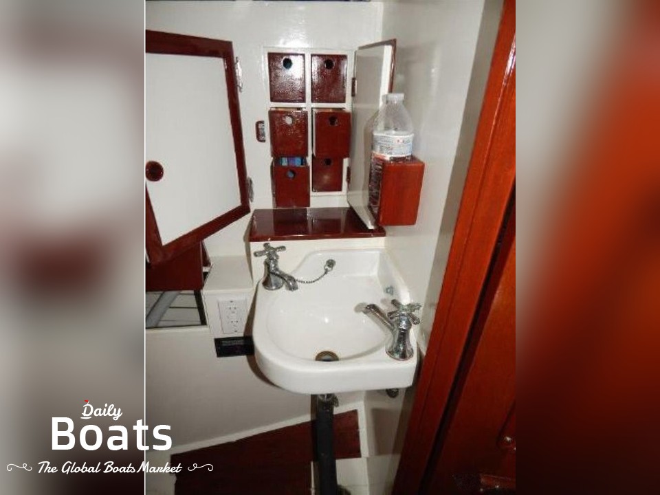 1955 Hinckley 41 Cutter for sale. View price, photos and Buy 1955 ...