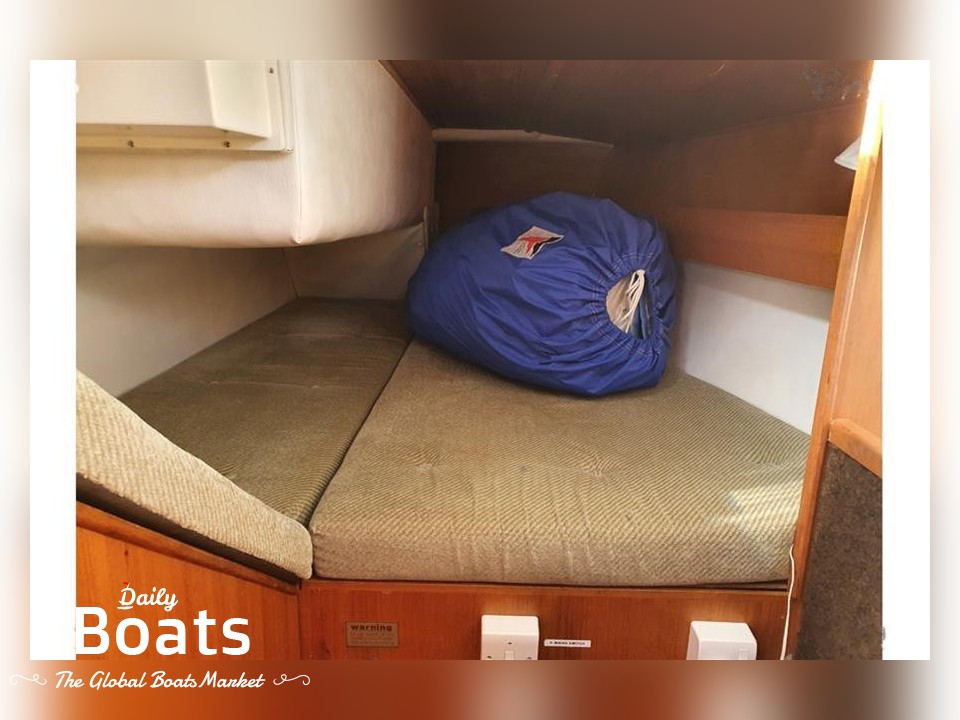 1989 Westerly Merlin 28 for sale. View price, photos and Buy 1989 ...