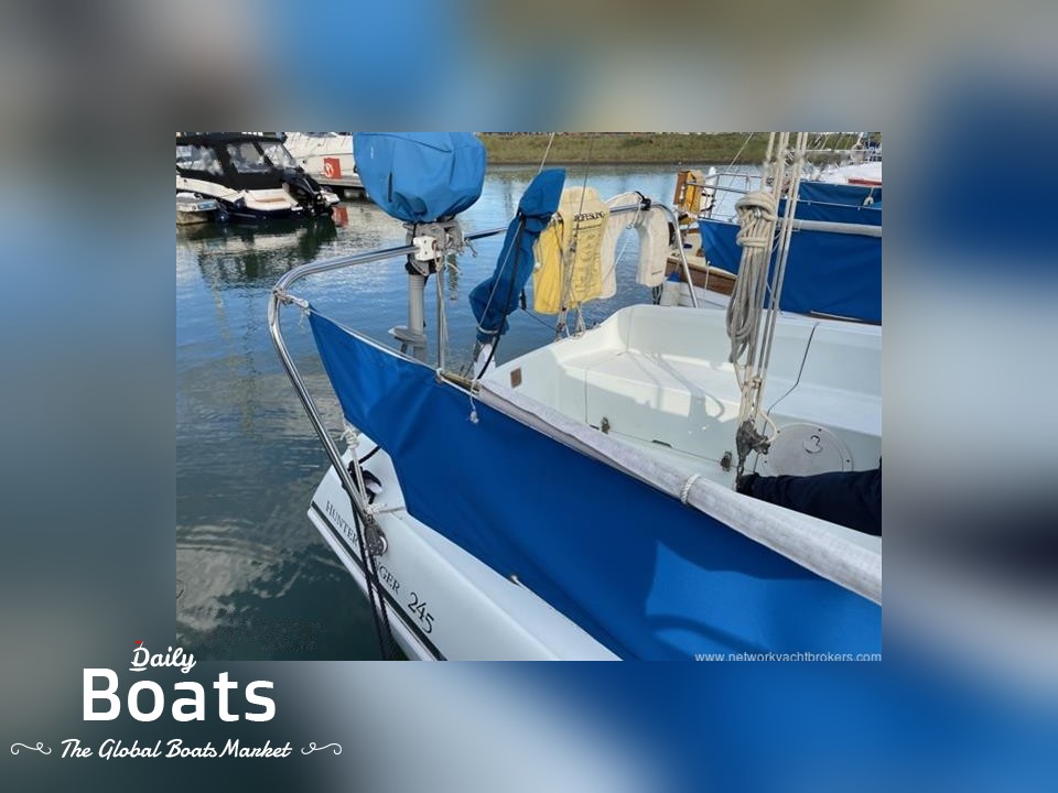 2000 Hunter Ranger 245 for sale. View price, photos and Buy 2000 Hunter ...