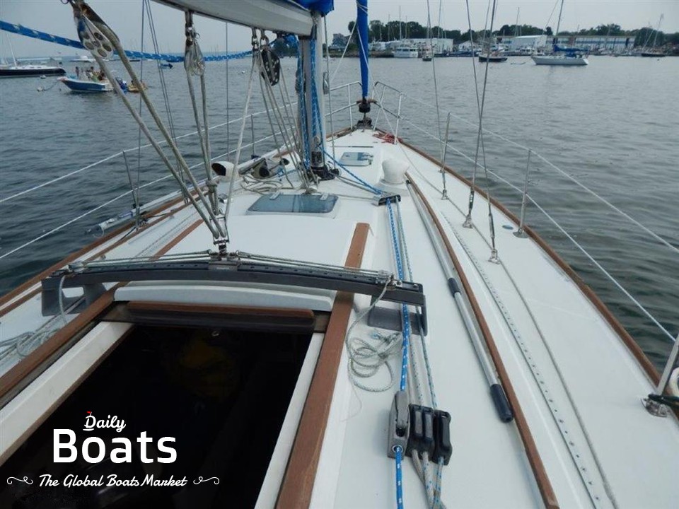 1987 Cal 33 for sale. View price, photos and Buy 1987 Cal 33 #215703