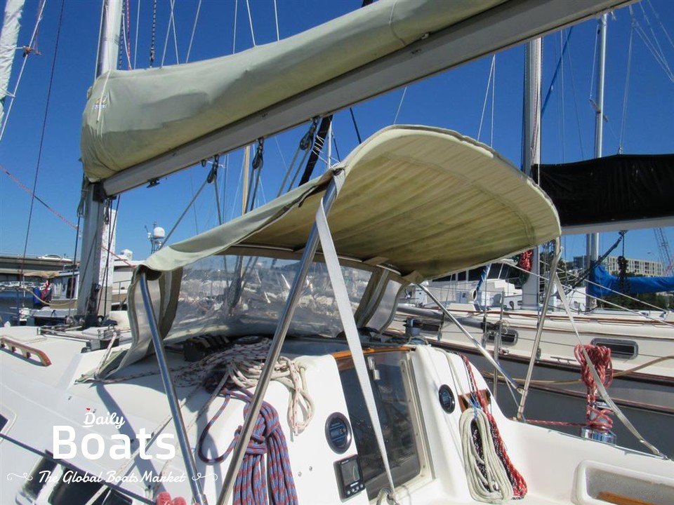 1988 Pearson 31-2 Sloop for sale. View price, photos and Buy 1988 ...