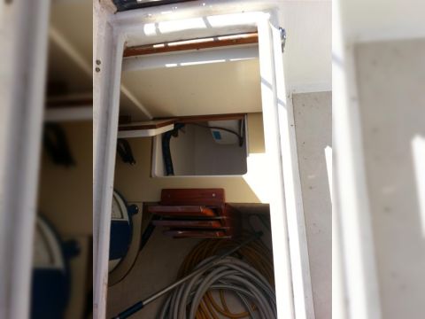 1985 Lippincott 30 for sale. View price, photos and Buy 1985 Lippincott ...