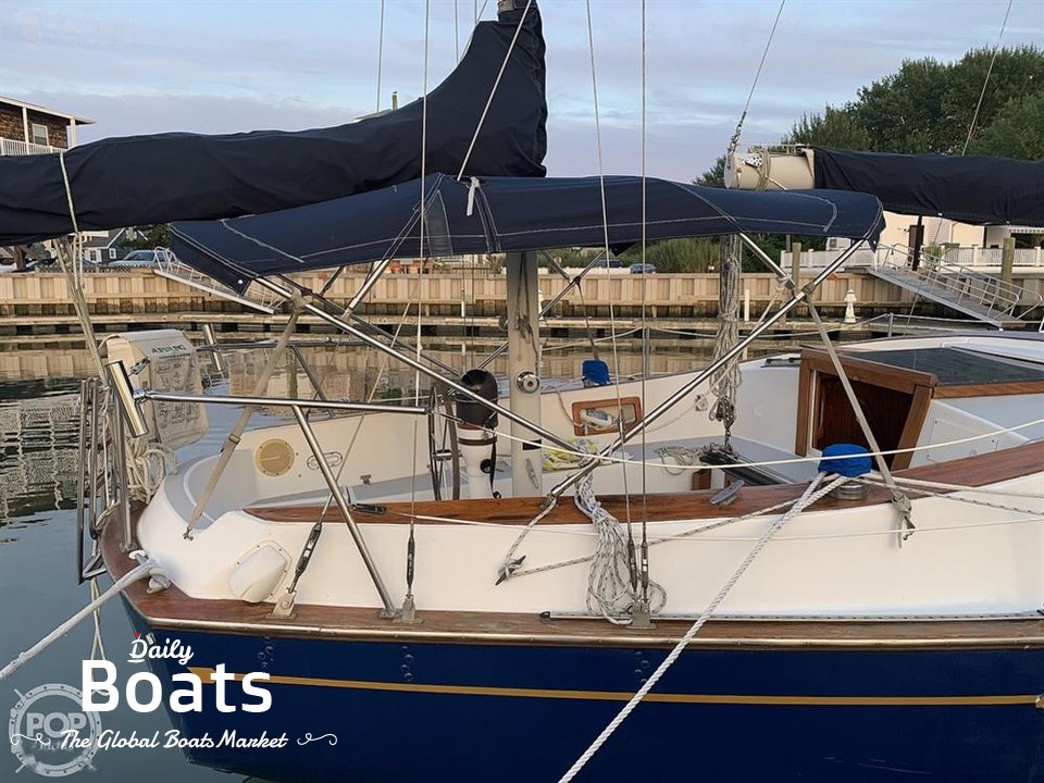 1976 Endeavour 37 for sale. View price, photos and Buy 1976 Endeavour ...