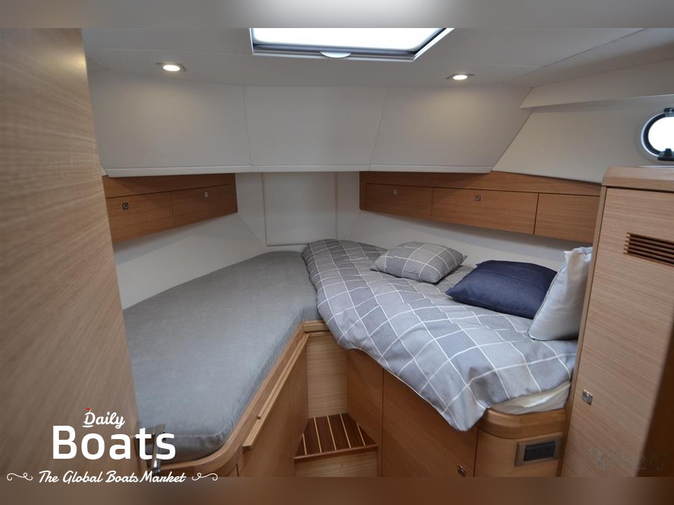 2015 Hardy Motor Boats 32 Ds for sale. View price, photos and Buy 2015 ...