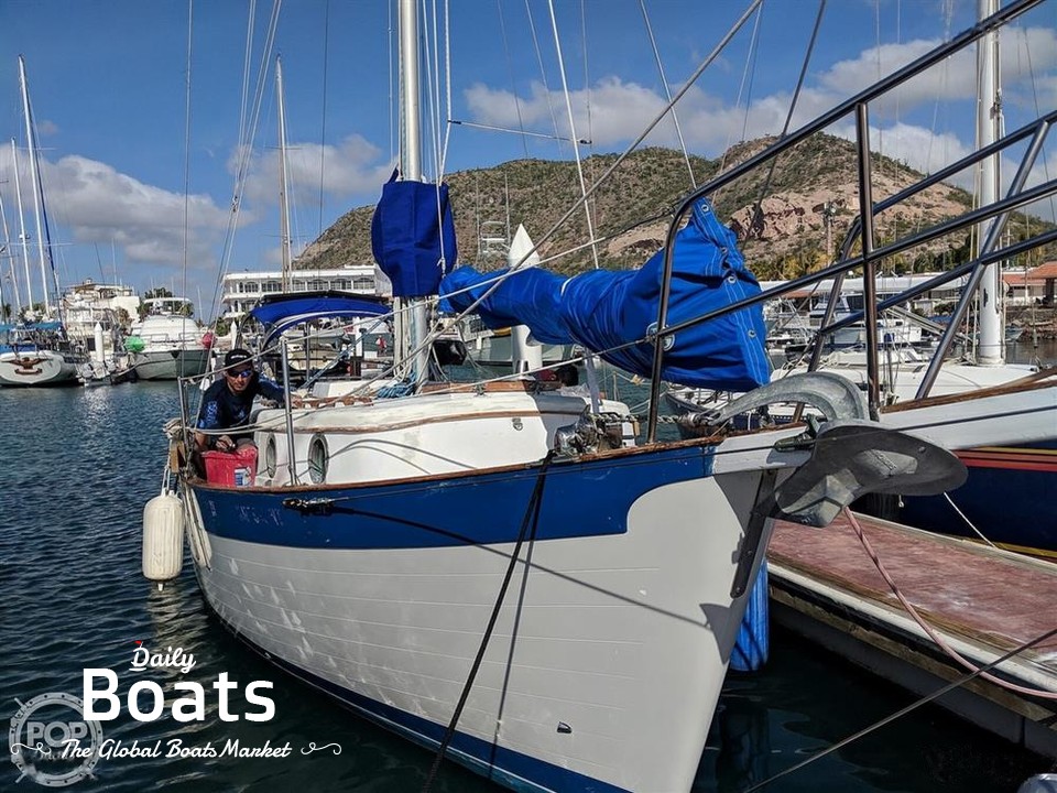 1976 Willard 36 for sale. View price, photos and Buy 1976 Willard 36 ...