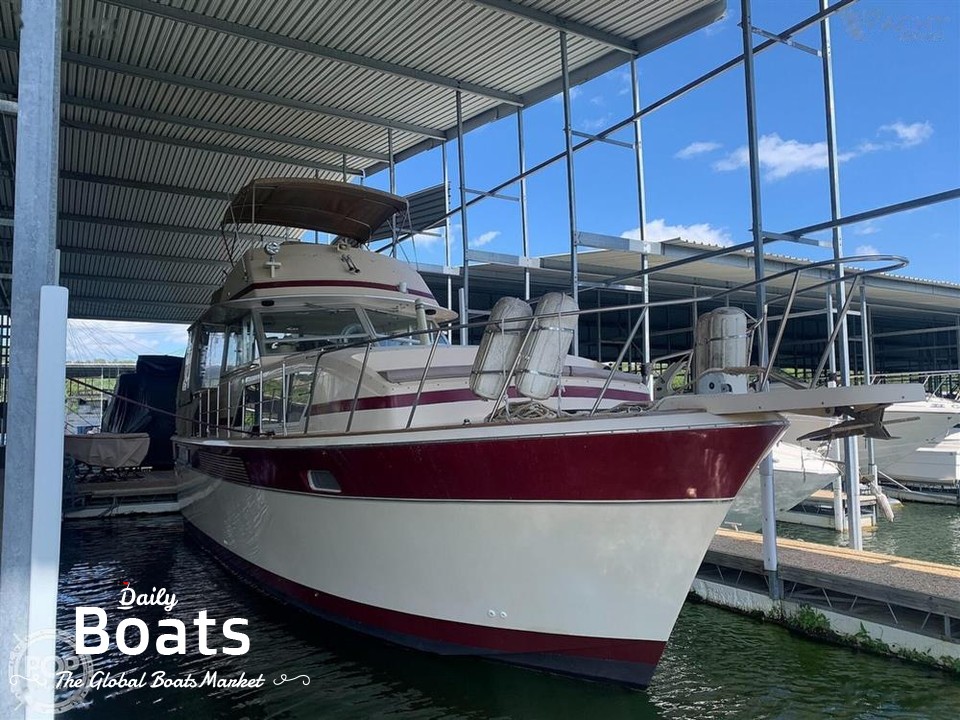 1982 Chris-Craft 41 Commander for sale. View price, photos and Buy 1982 ...