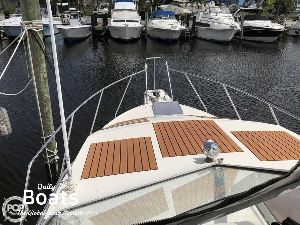 1985 Silverton 29 for sale. View price, photos and Buy 1985 Silverton ...