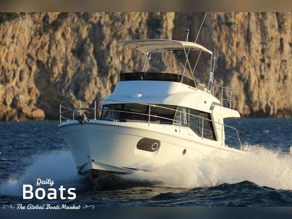 2020 Bénéteau Boats Swift Trawler 35 for sale. View price, photos and Buy 2020 Bénéteau Boats ...