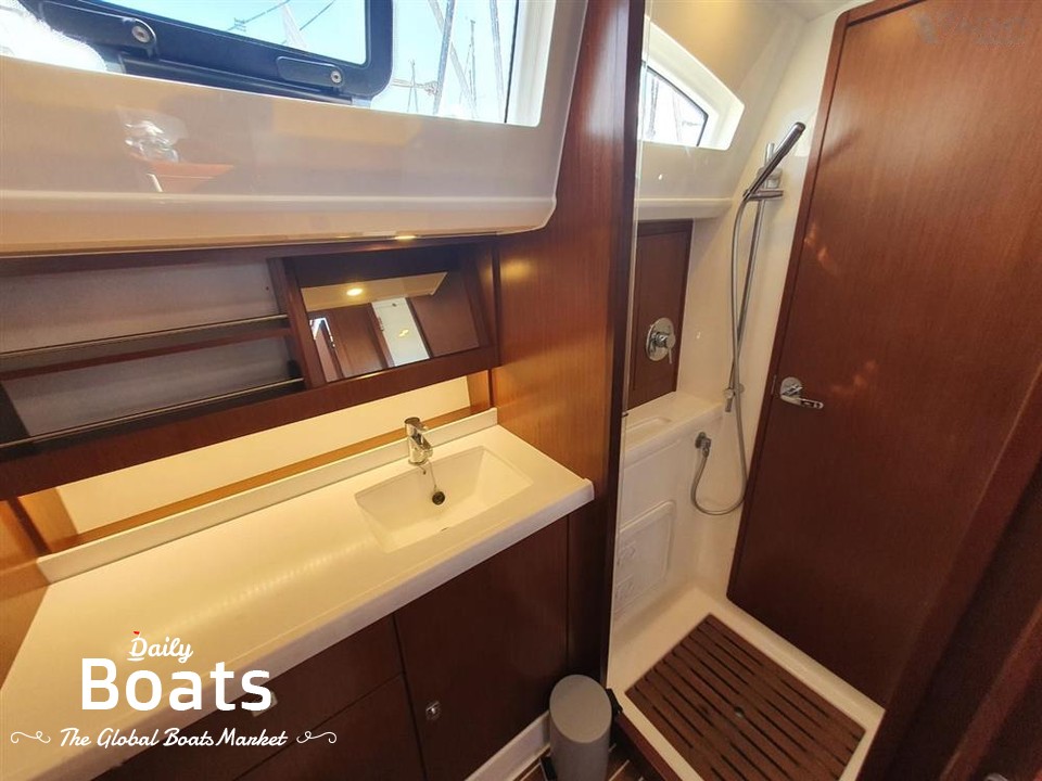 2017 Bavaria Yachts 42 Vision for sale. View price, photos and Buy 2017 ...