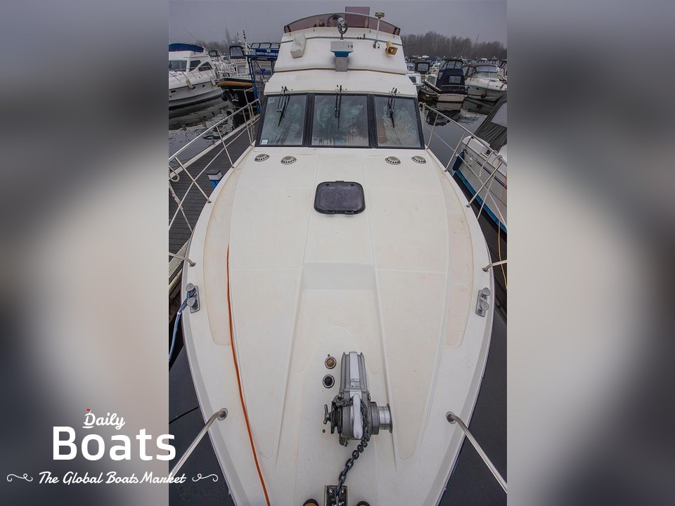 1989 Broom Ocean 40 for sale. View price, photos and Buy 1989 Broom ...